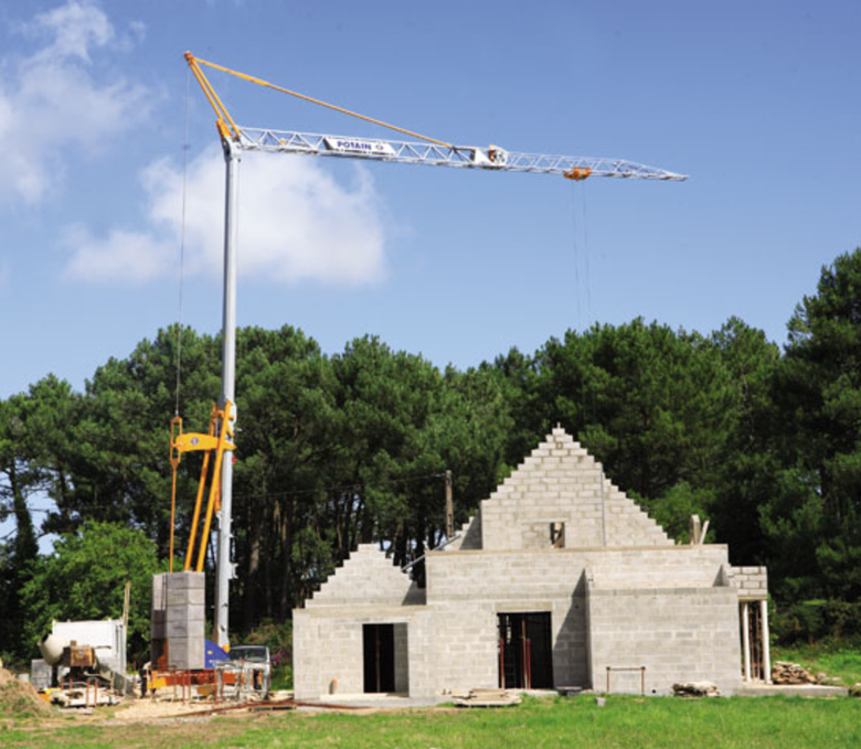 Noleggio Gru edile Potain IGO 18